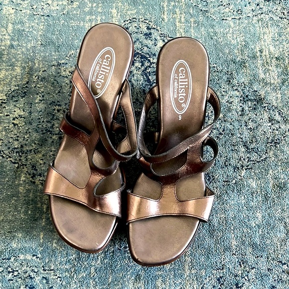 Callisto | Shoes | These California Made Golden 4 Light As A Feather ...